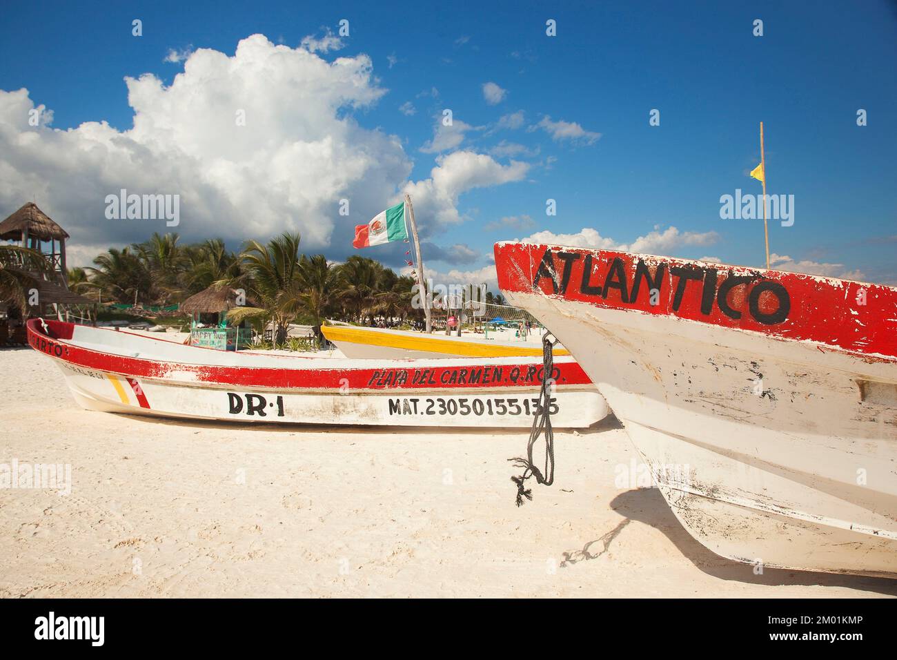 Mexico beach fishing boat hi-res stock photography and images - Alamy