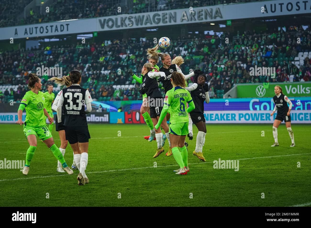 Wolfsburg, Germany. 03rd Dec, 2022. Wolfsburg, Germany, December 3rd 2022: Leonie Koester (17 ...