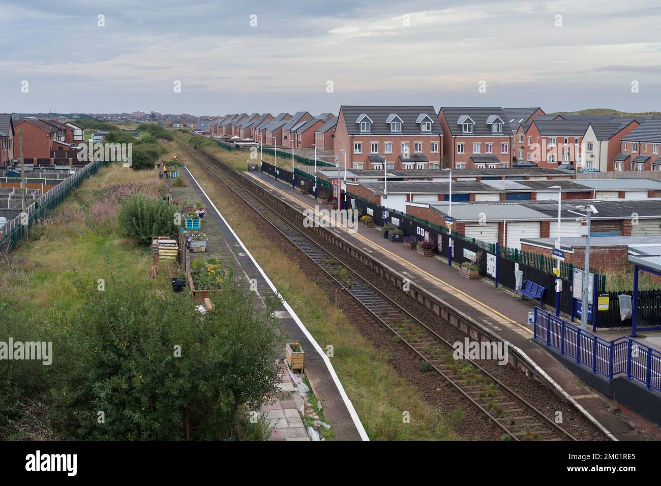 Starr Gate railway station on the single track south Fylde railway line to Blackpool south Stock ...