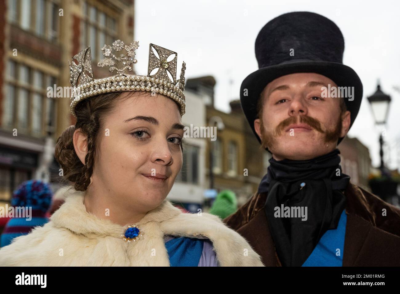 Rochester, UK. 3 December 2022. Costumed participants, as a young Queen ...