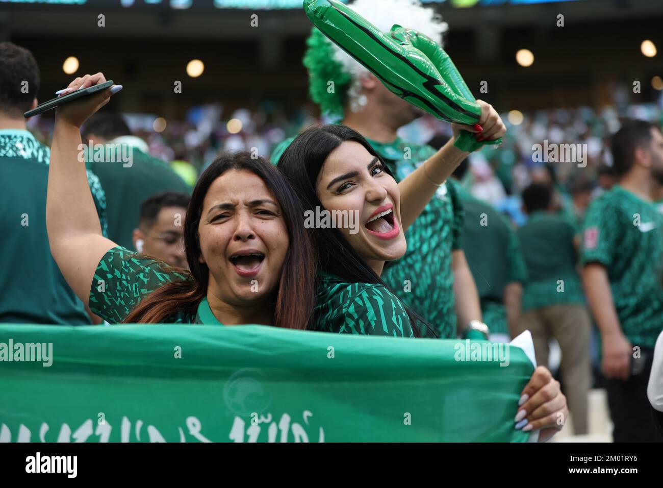 Saudi arabian football fans hi-res stock photography and images - Alamy