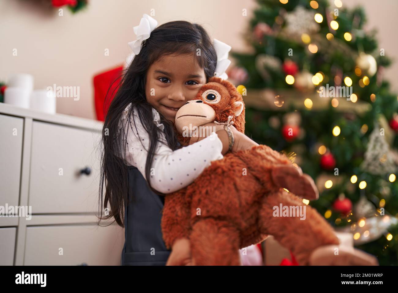 Female monkey doll hi-res stock photography and images - Alamy