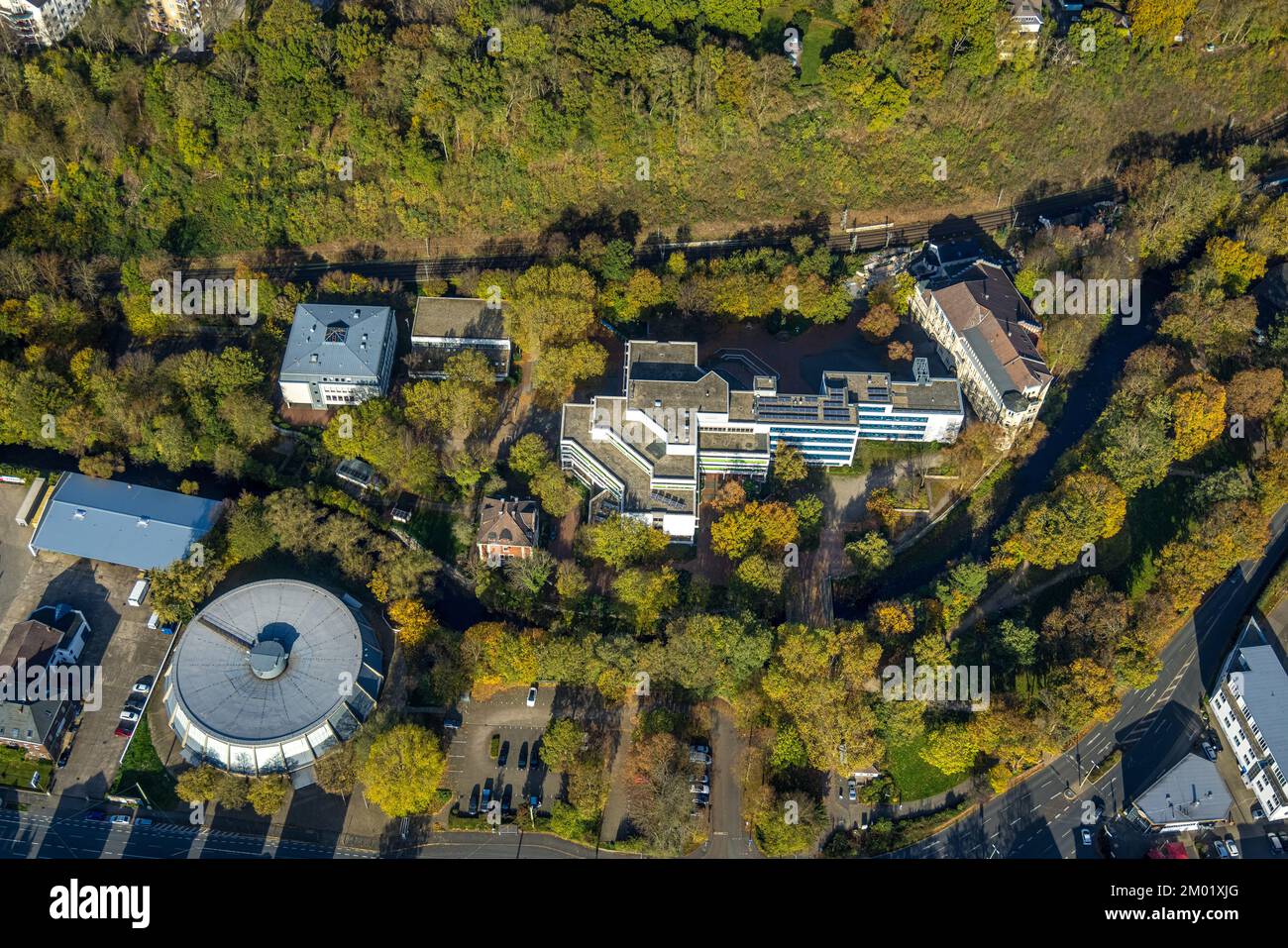 Round gym at haspe comprehensive school hi-res stock photography and ...