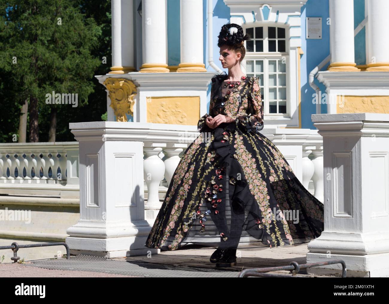 Collection of Stas Lopatkin in the theatrical fashion parade during the project Associations in ...