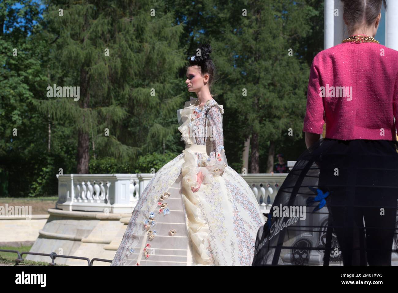 Collection of Stas Lopatkin in the theatrical fashion parade during the project Associations in ...