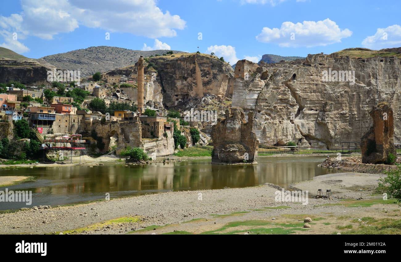 Historical City of Hasankeyf - Batman - TURKEY (In 2020, it was flooded ...