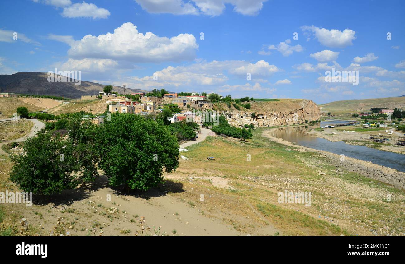 Historical City of Hasankeyf - Batman - TURKEY (In 2020, it was flooded ...