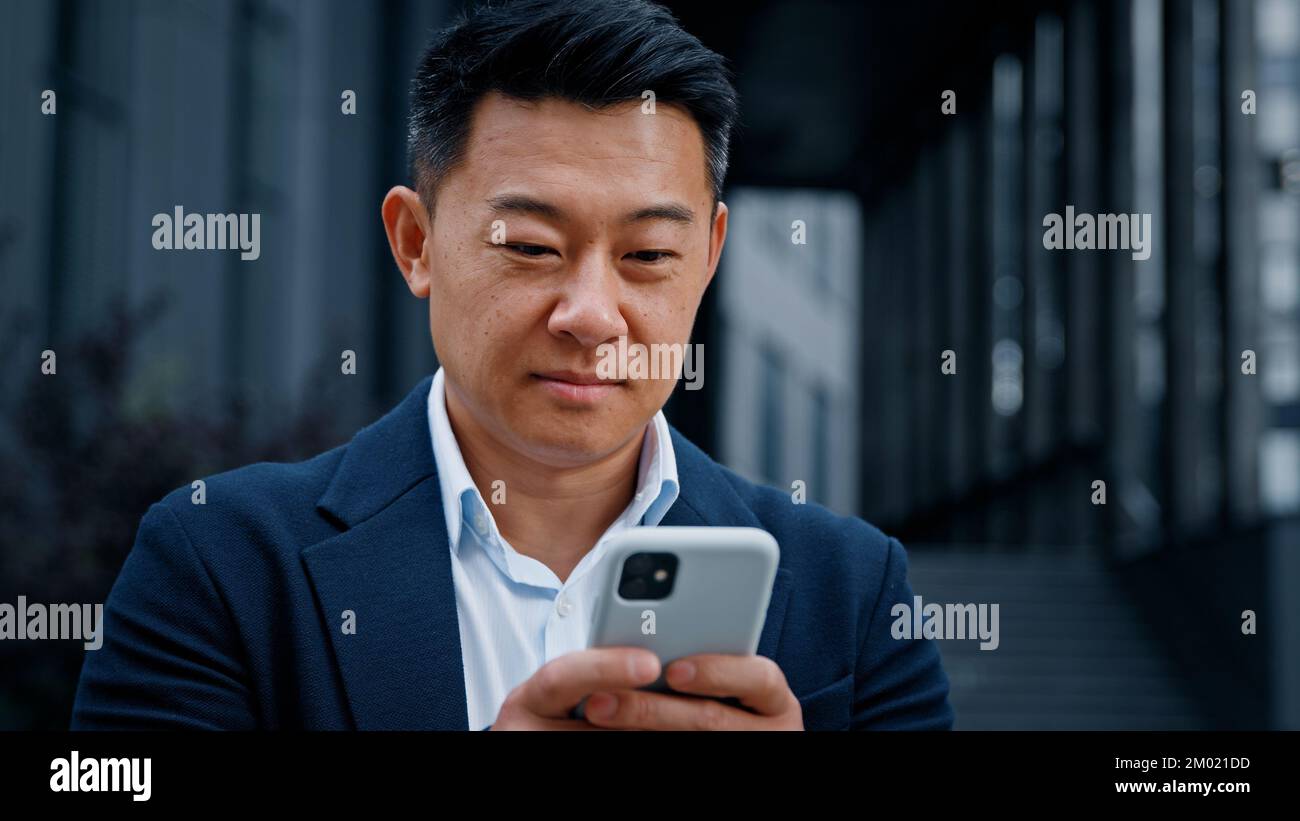 Asian businessman 40s hi-res stock photography and images - Alamy