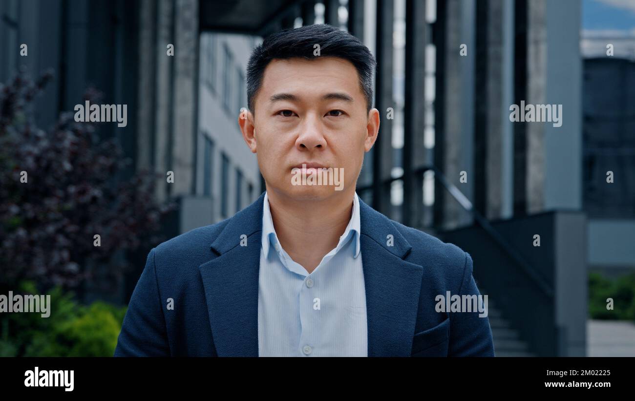 Asian senior male executive consultant hi-res stock photography and ...