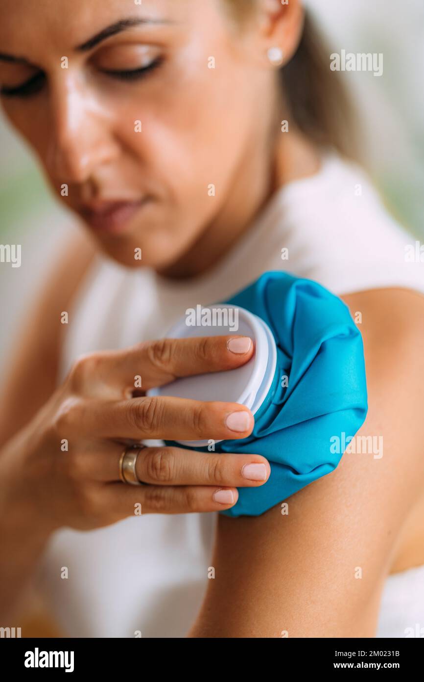 Cold press hi-res stock photography and images - Alamy