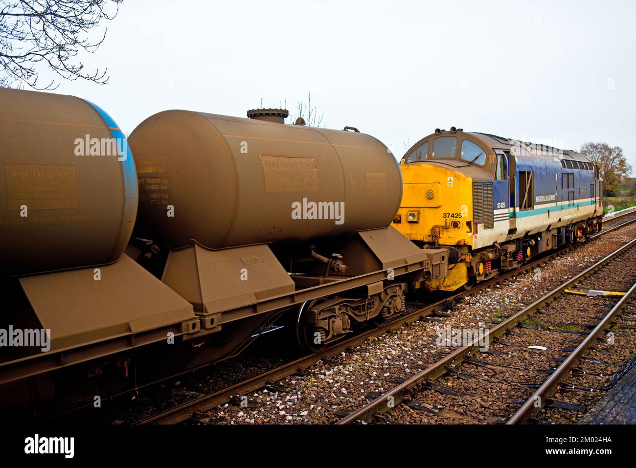 Class 37425 concrete bob locomotive hi-res stock photography and images ...
