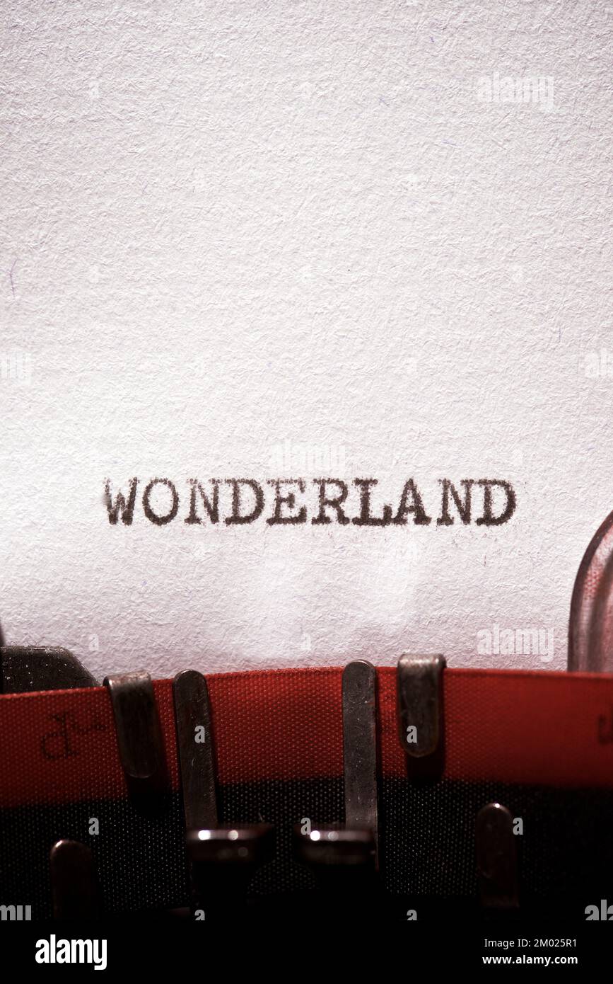 Alice and wonderland text hi-res stock photography and images - Alamy