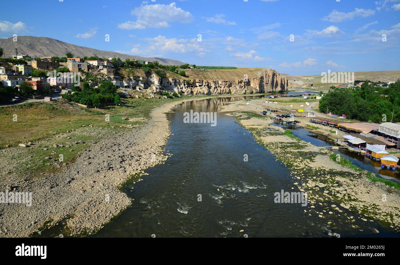 Historical City of Hasankeyf - Batman - TURKEY (In 2020, it was flooded ...