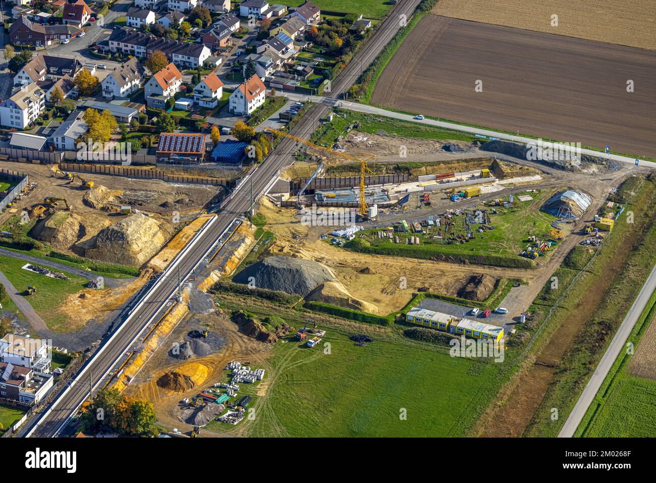 Luftbild, geplanter Haltepunkt in Westtünnen, Baustelle am Südfeldweg ...