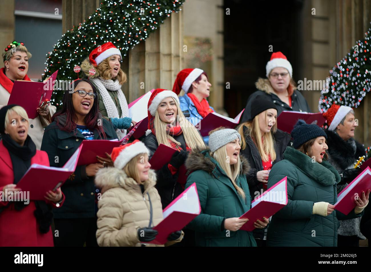 Edinburgh Scotland, UK 03 December 2022. Carol singers in George Street ...