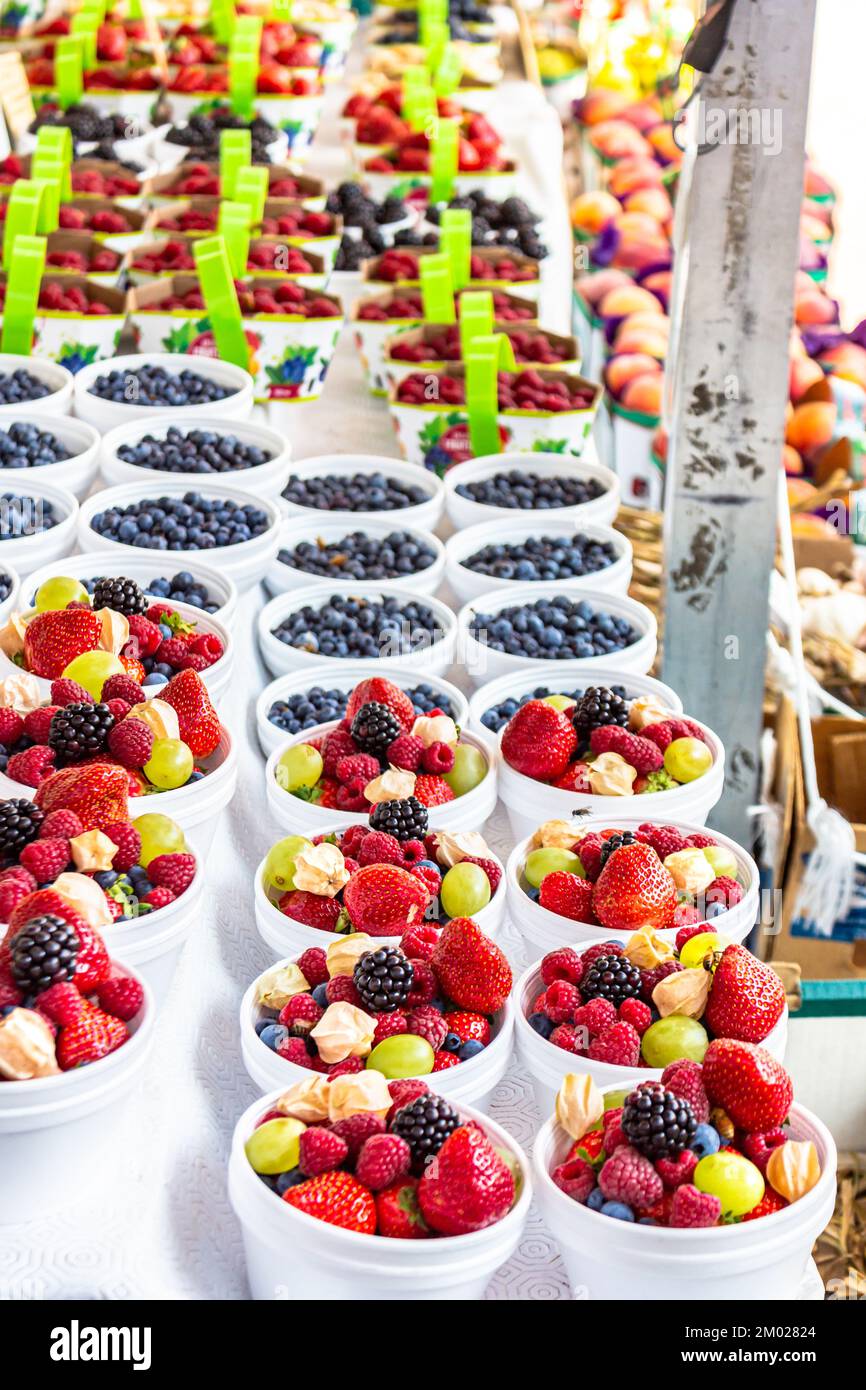 Big and small fruits hi-res stock photography and images - Alamy