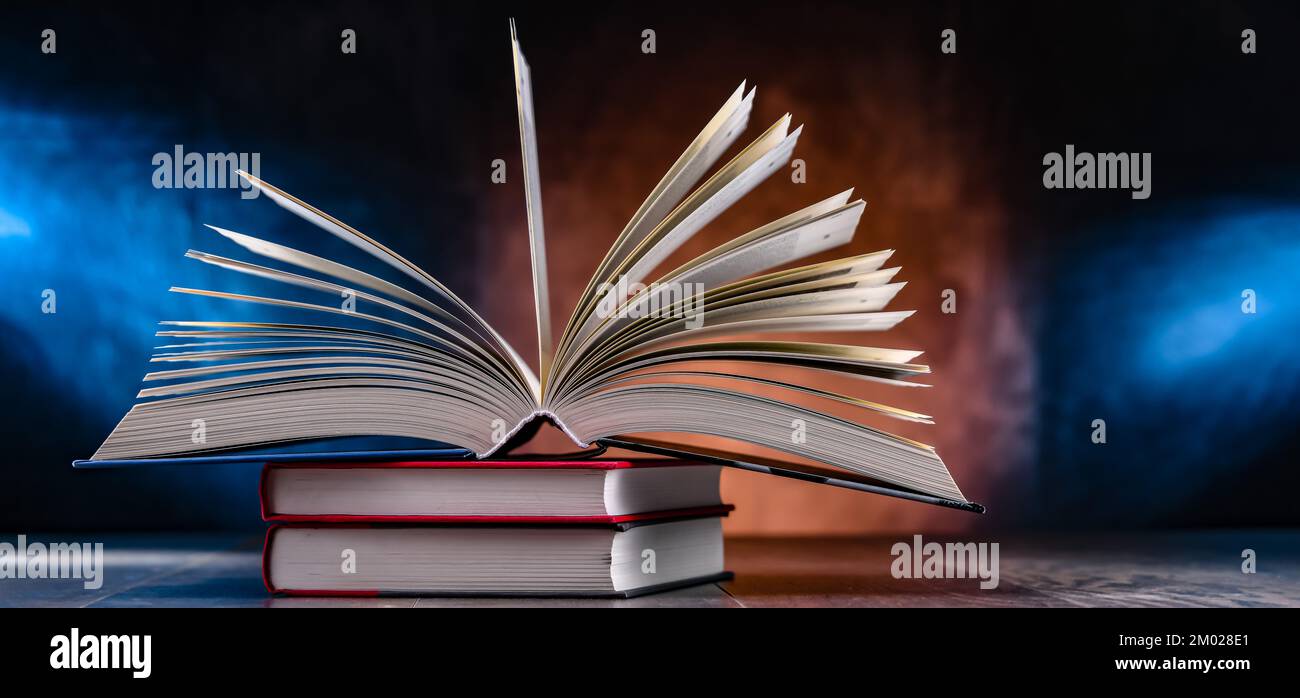 Open book lying hi-res stock photography and images - Alamy