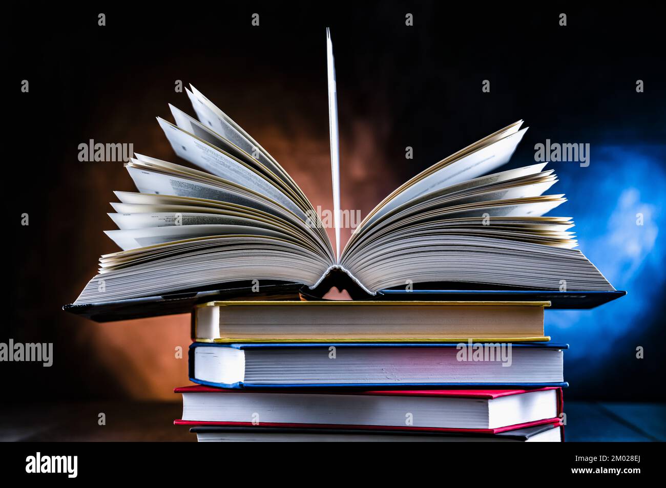 Open book lying hi-res stock photography and images - Alamy