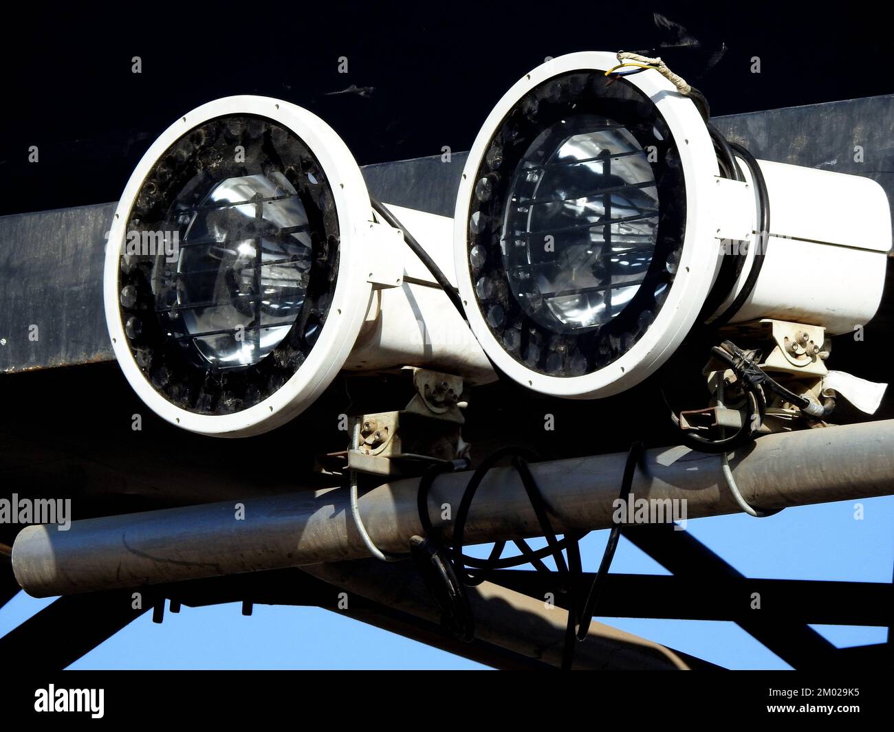 Overhead radar speed safety camera for supervision of the highways to ...