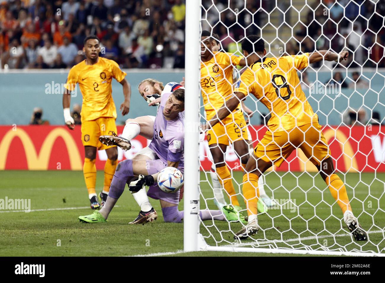 AL-Rayyan, Qatar.. 03rd Dec, 2022. AL-RAYYAN - (l-r) Tim Ream of United ...