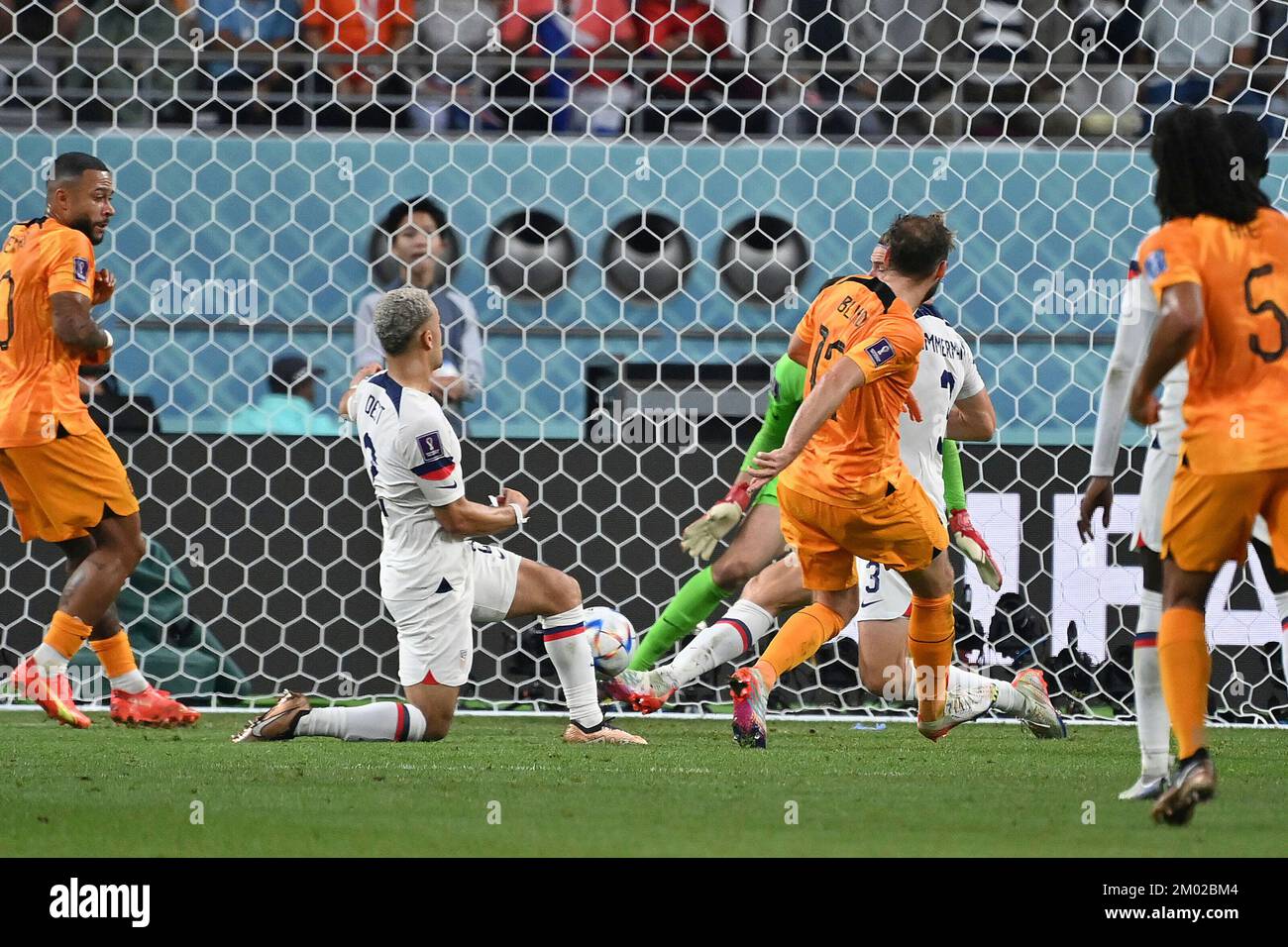 Daley BLIND (NED) scores the goal to make it 2-0, action, goal shot ...