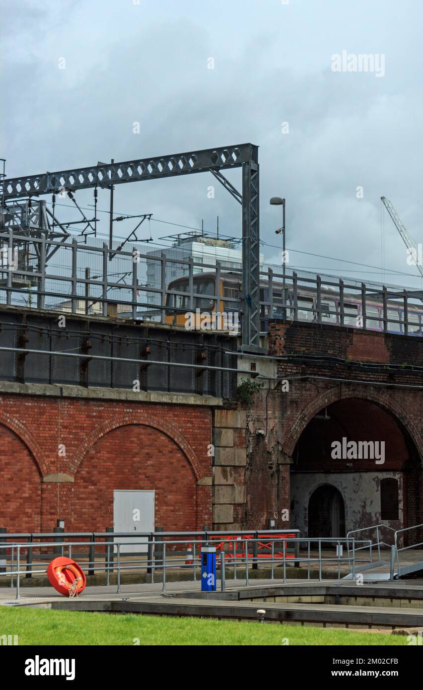 144020 crossing a viaduct in Leeds Stock Photo - Alamy