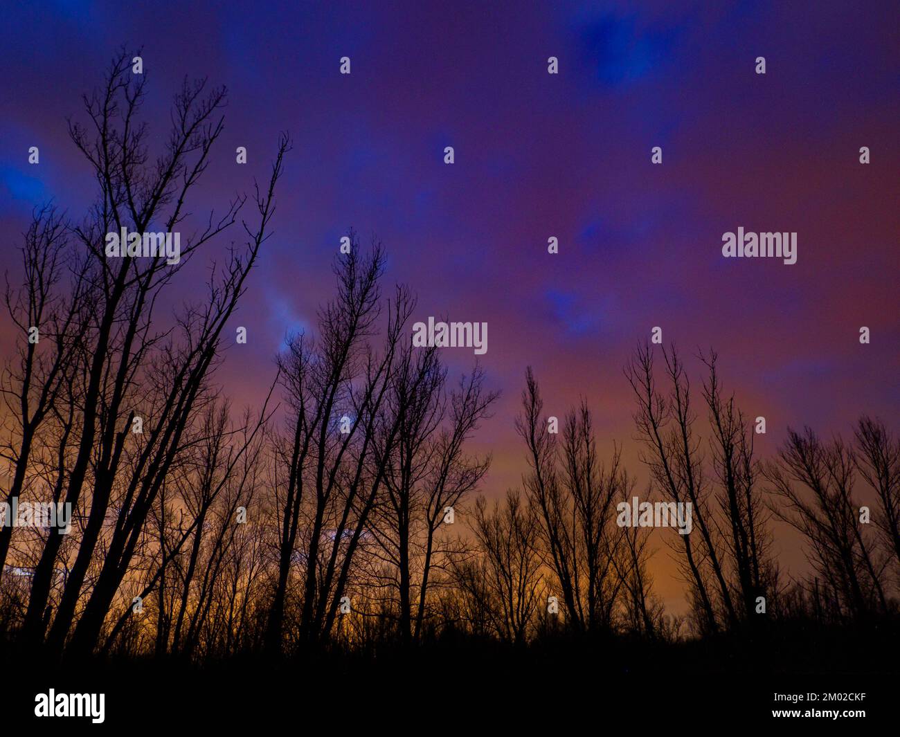 Unusual, beautiful, blood-red sky at night over Poland in April 2021 ...