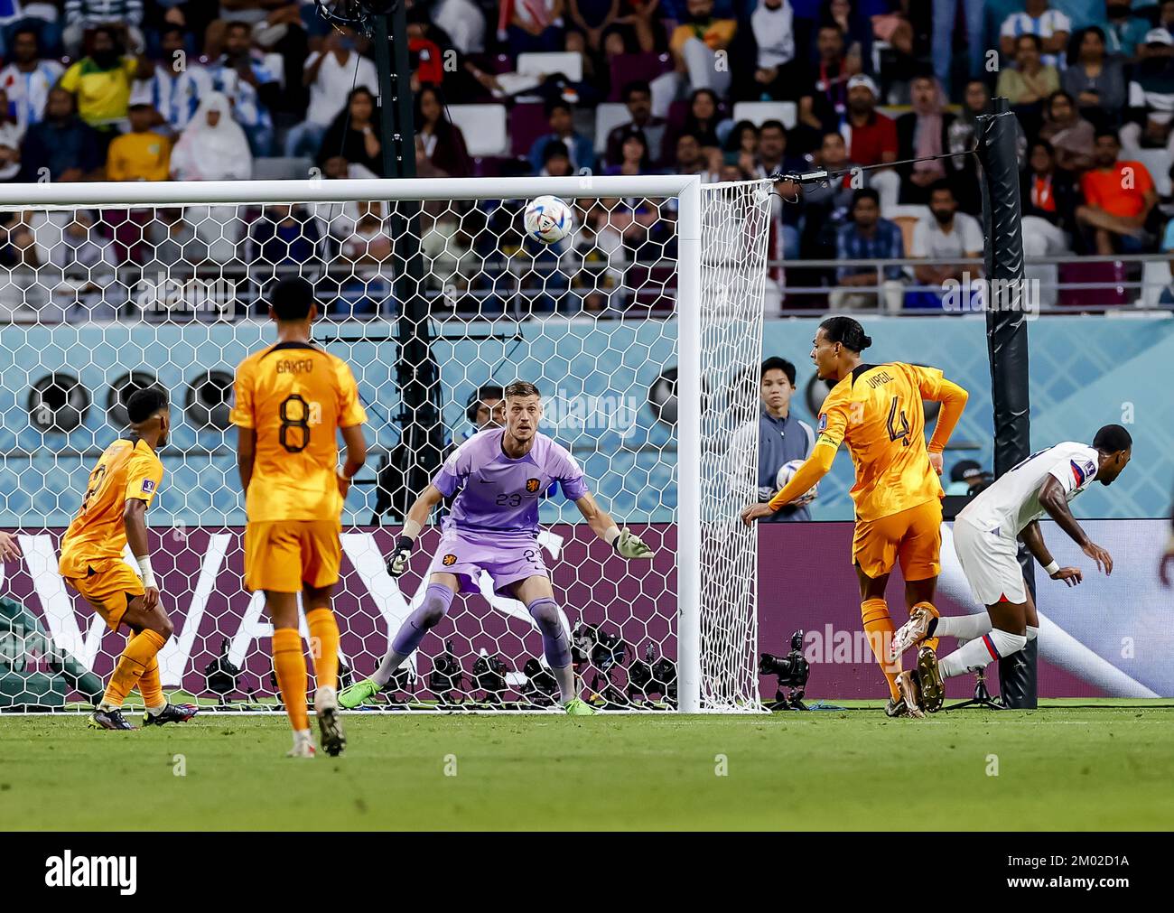 AL-Rayyan, Qatar.. 03rd Dec, 2022. AL-RAYYAN - Holland goalkeeper ...