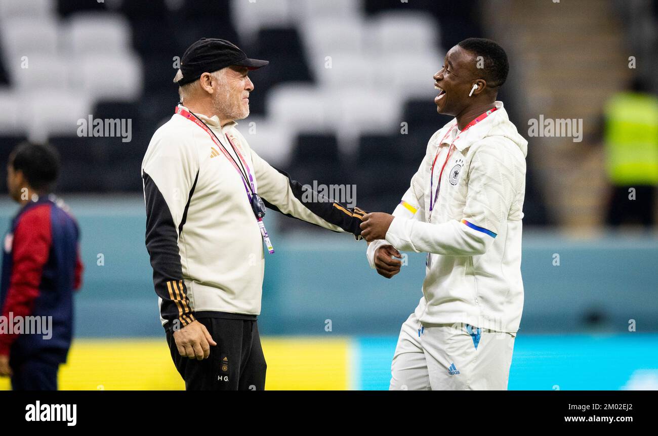 Doha, Qatar. 1st Dec, 2022. Co Trainer Hermann Gerland (Deutschland ...