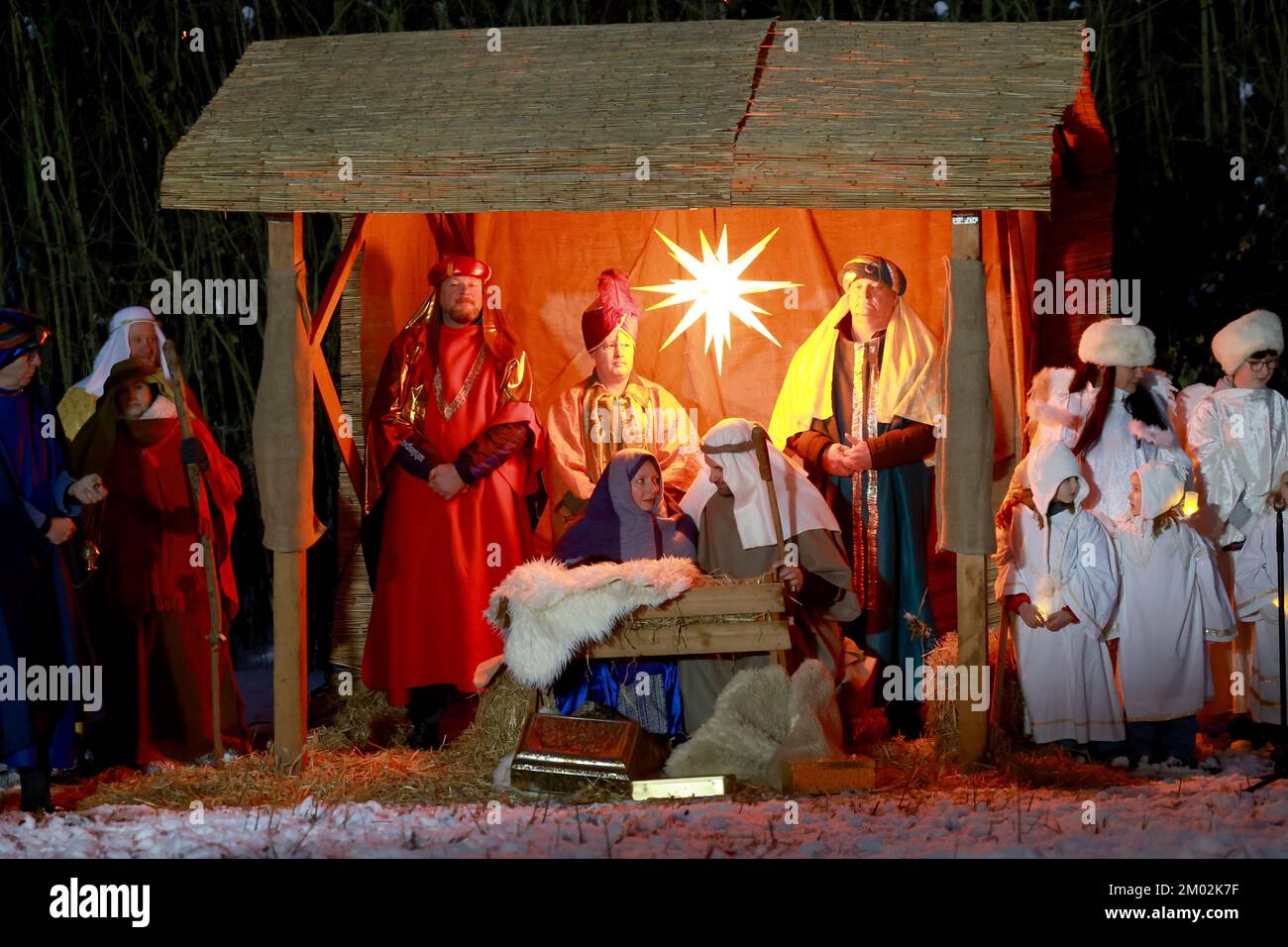 Nativity play amateur actors hi-res stock photography and images - Alamy