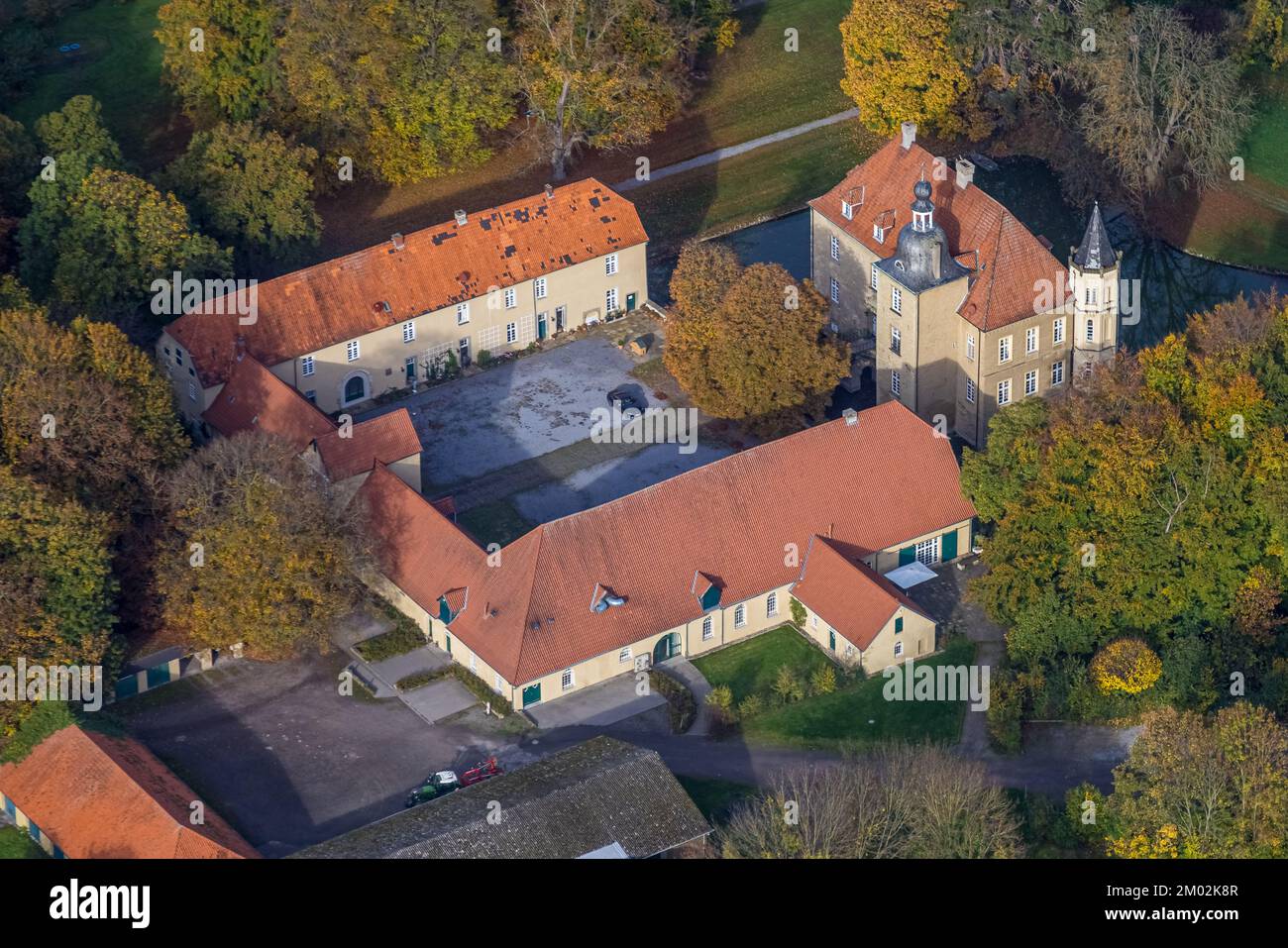 Heeren castle hi-res stock photography and images - Alamy