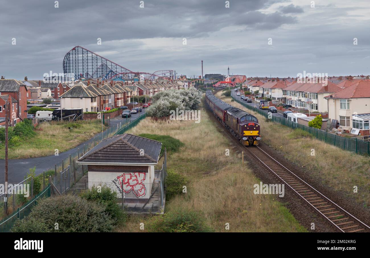 West Coast railways class 37 diesel locomotive 37676 at Blackpool ...
