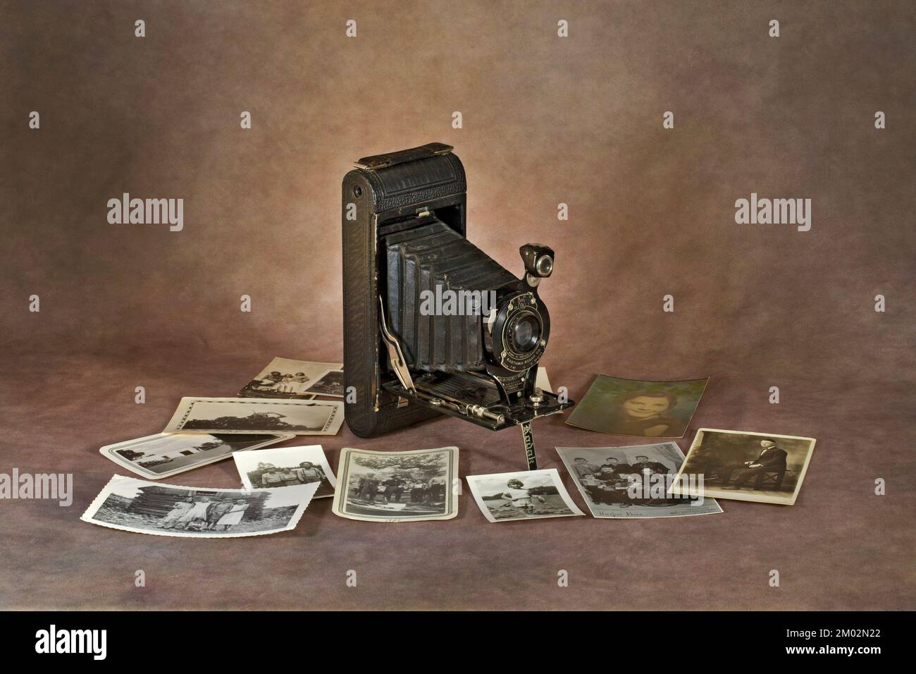 A vintage, 1926, Kodak folding pocket camera, 21/4 x 21/4 bellows ...