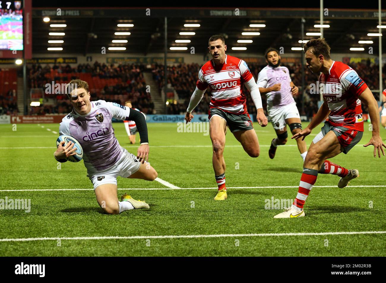 Tommy freeman of northampton saints hi-res stock photography and images ...