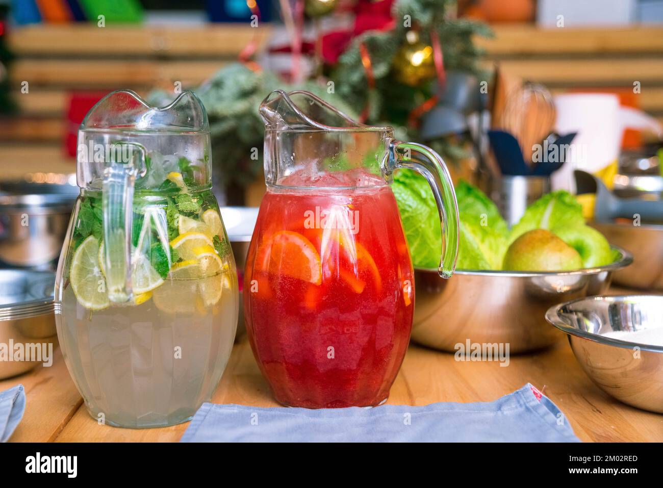 Cold drinks in large glass hi-res stock photography and images - Alamy
