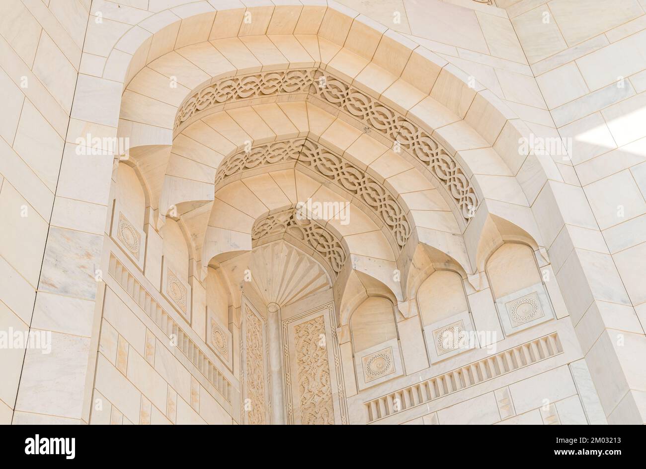 Marble Wall Arch of the Sultan Qaboos Grand Mosque, Oman, Middle East ...
