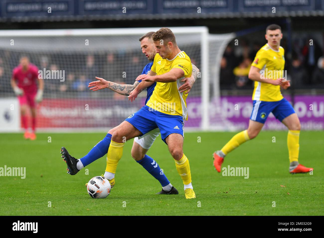 Solihull moors vs oldham athletic hi-res stock photography and images ...