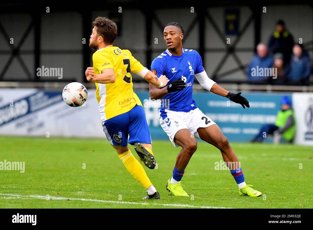 Solihull moors vs oldham athletic hi-res stock photography and images ...