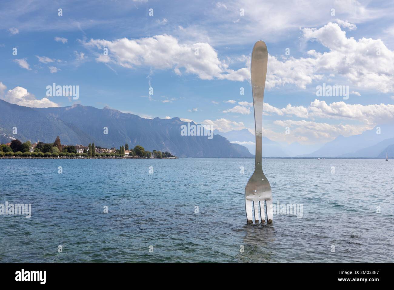 A fork stuck into Lake Geneva marks the Food Museum in Vevey ...