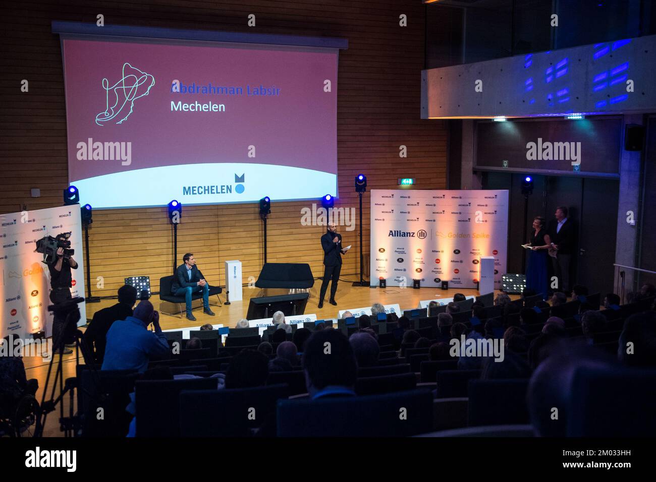 Golden spike 2022 hi-res stock photography and images - Alamy