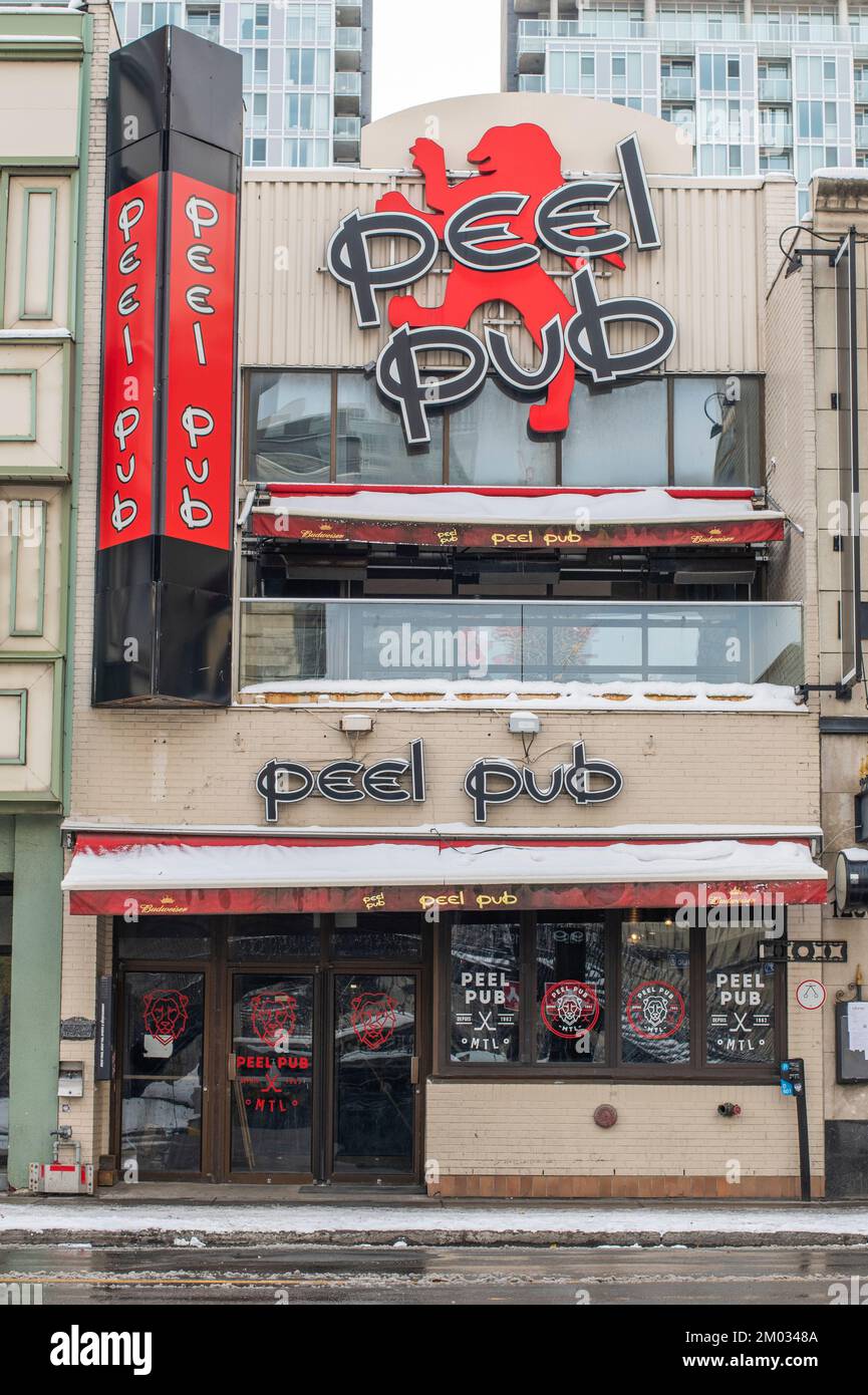 Peel Pub in downtown Montreal, Quebec, Canada Stock Photo - Alamy