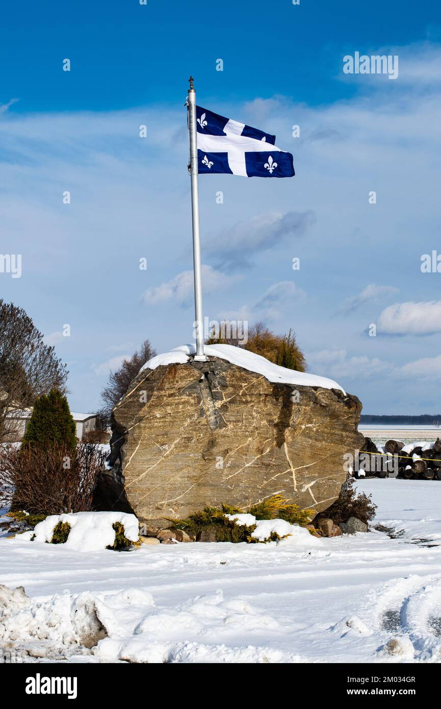 Barns quebec farms agriculture hi-res stock photography and images - Alamy