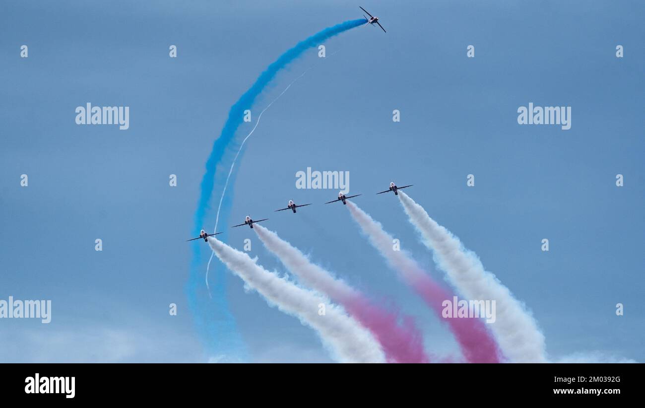 RAF Red Arrows Bournemouth Air Festival 2022 Stock Photo - Alamy