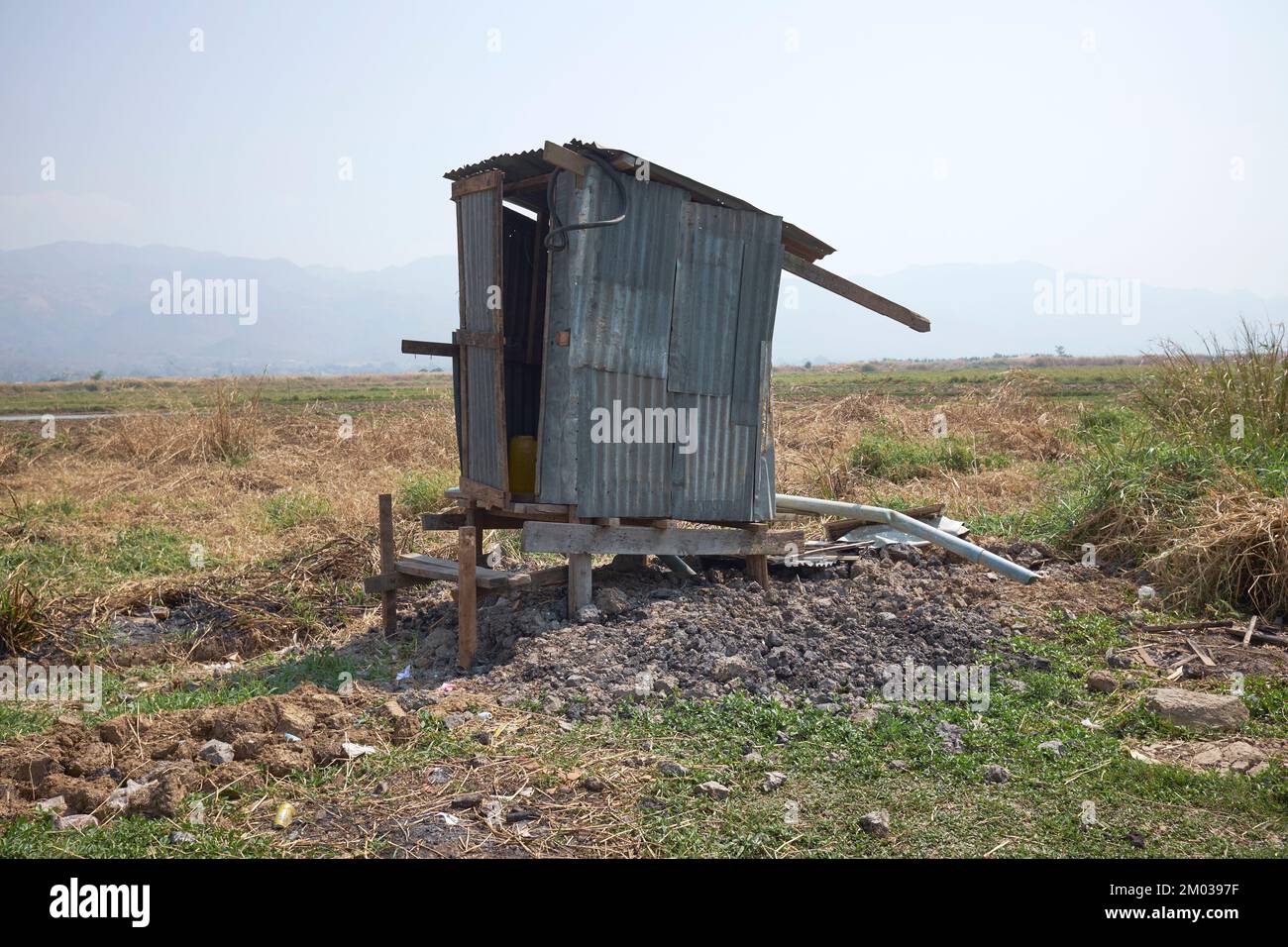 Makeshift Toilet Shack Inle Lake Myanmar Stock Photo - Alamy