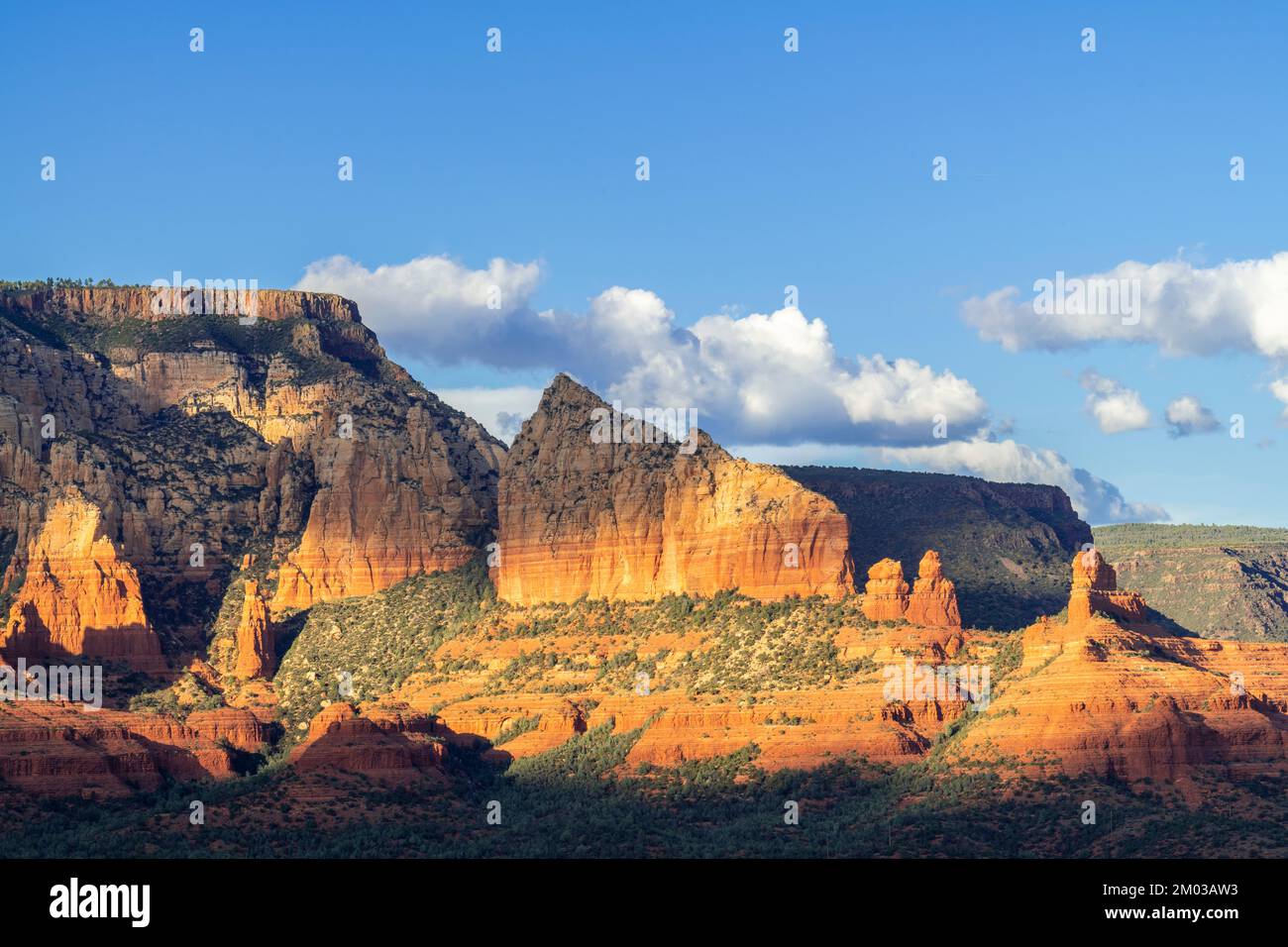 Red Rock formations, plateaus, buttes, near Sedona, Arizona, USA, late ...