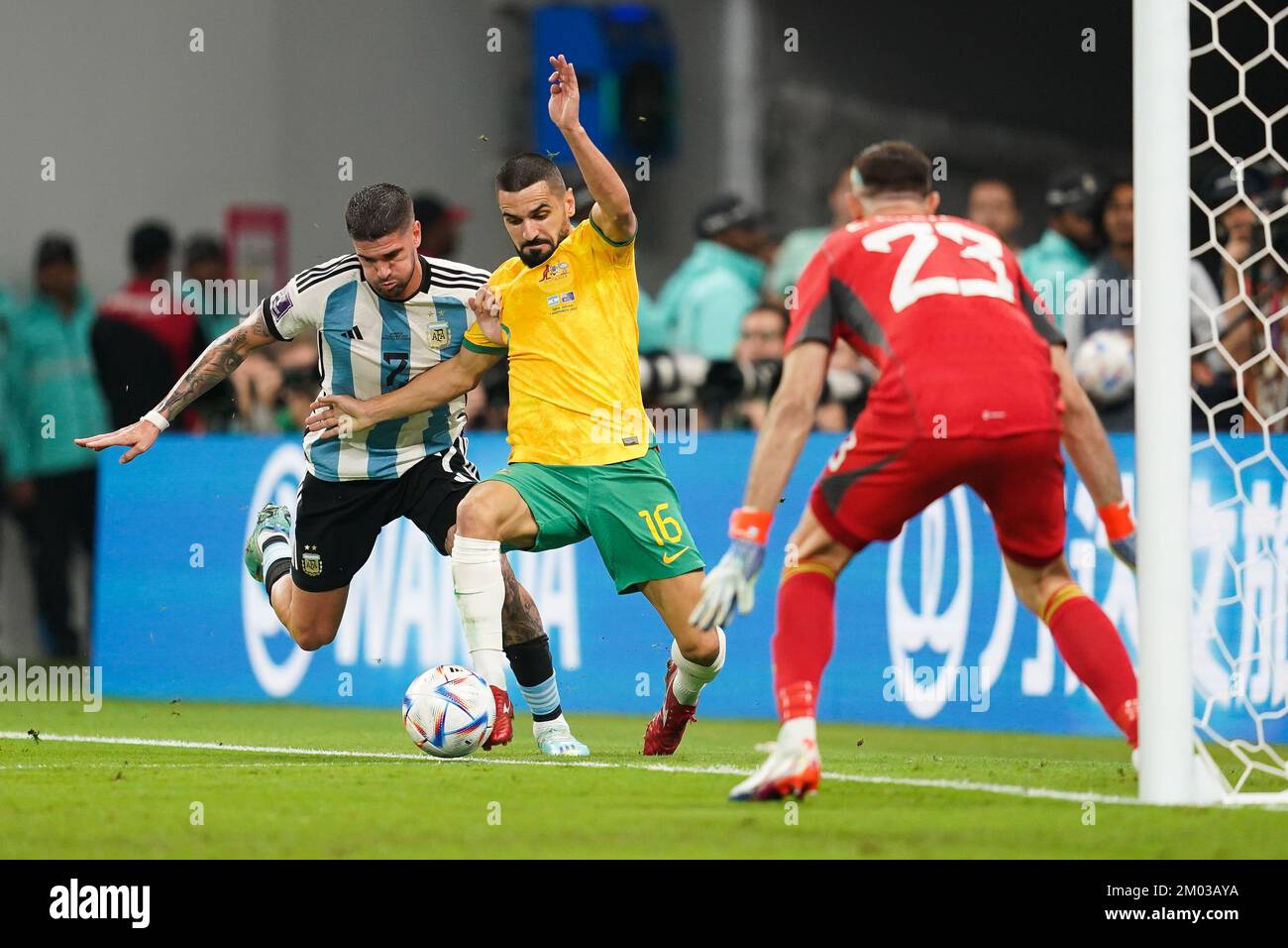 AL RAYYAN, QATAR - DECEMBER 3: Player of Argentina Rodrigo De Paul ...