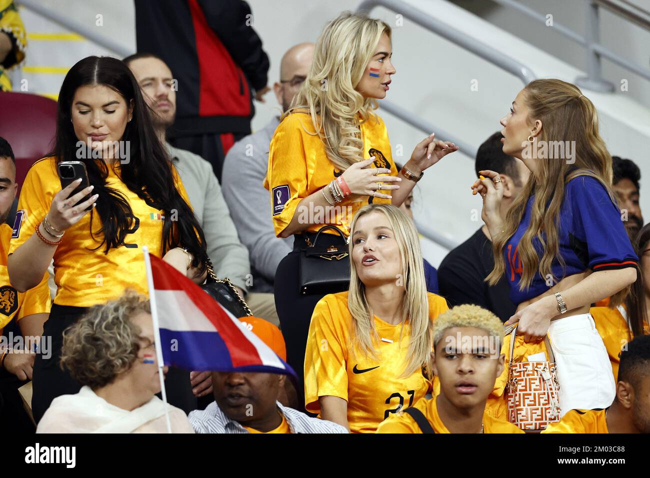 AL-RAYYAN - (LR) Blossom Blue, Sem Smit, Mikky Kiemeney, Laura Benschop ...