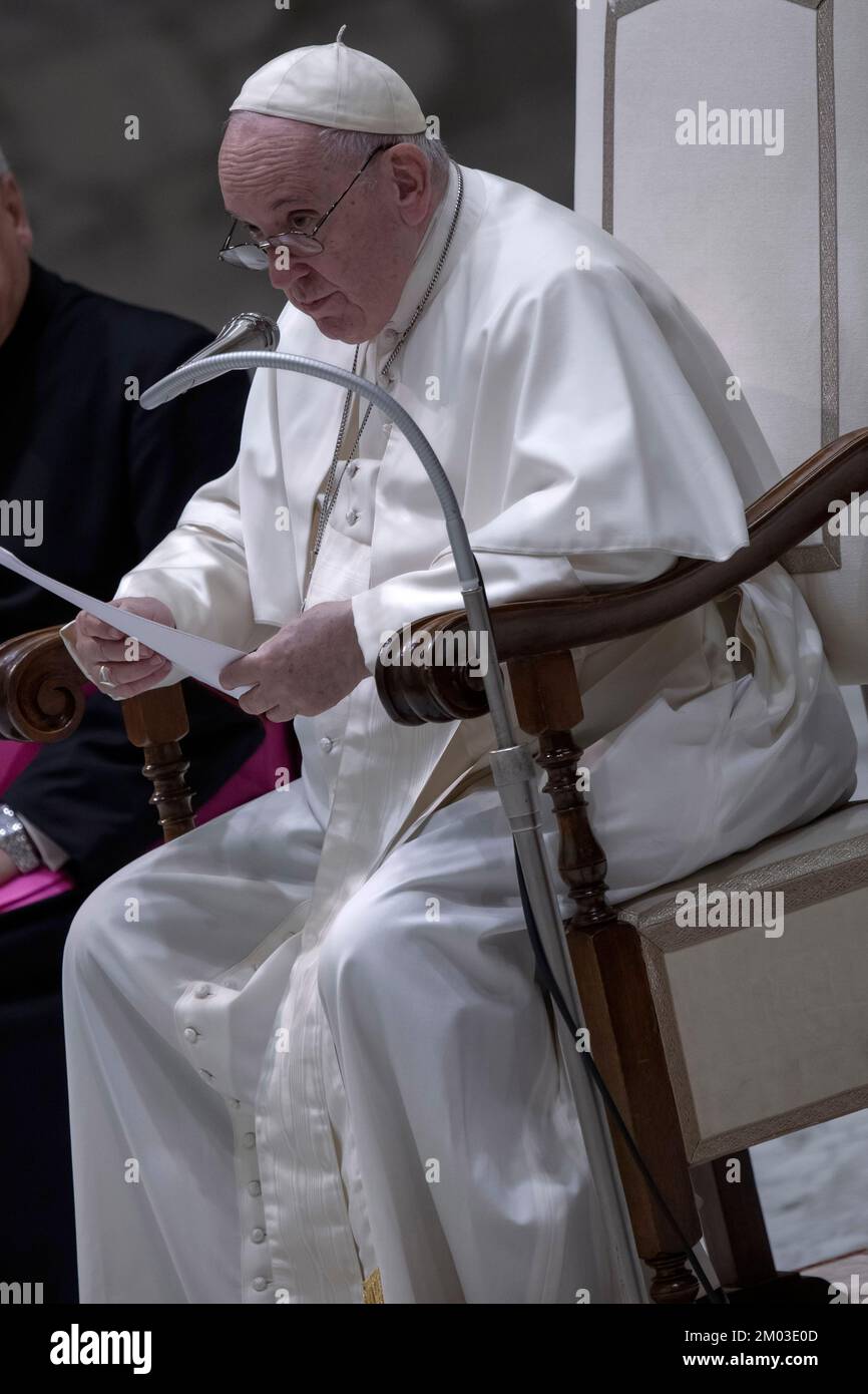 Pope francis tree hi-res stock photography and images - Alamy