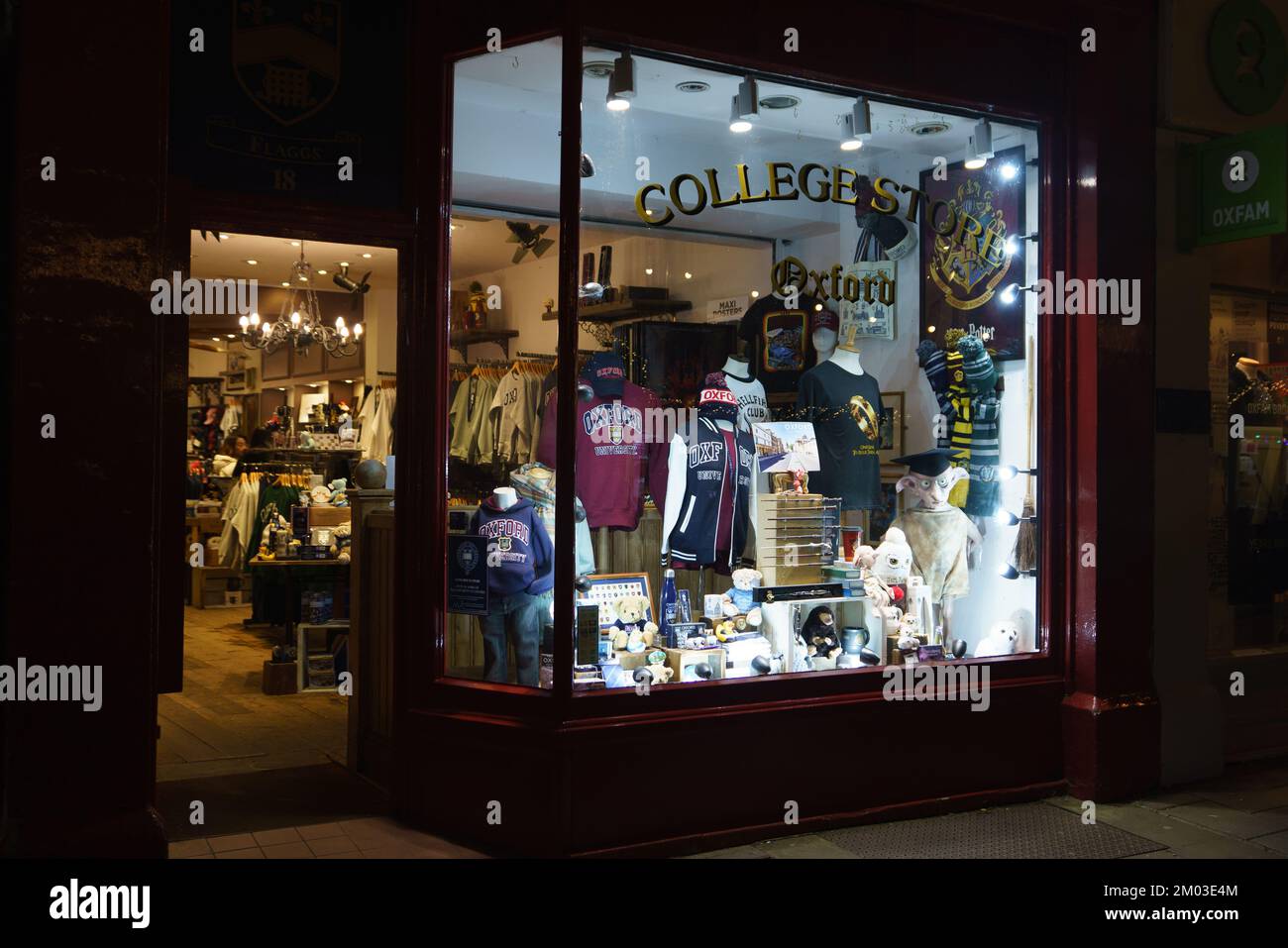 Christmas window displays in Oxford, UK at night. Stores stay open ...