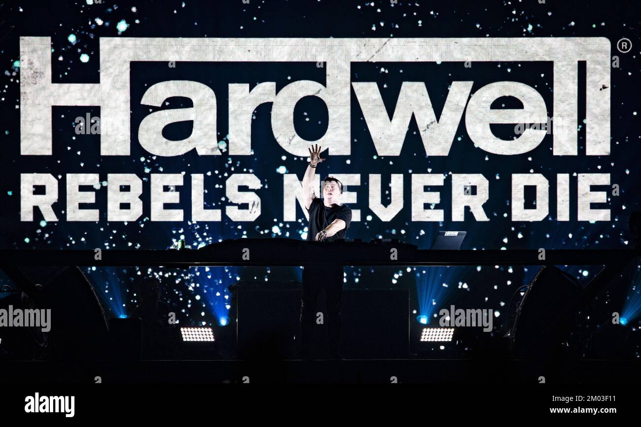 Hardwell Logo Wallpaper